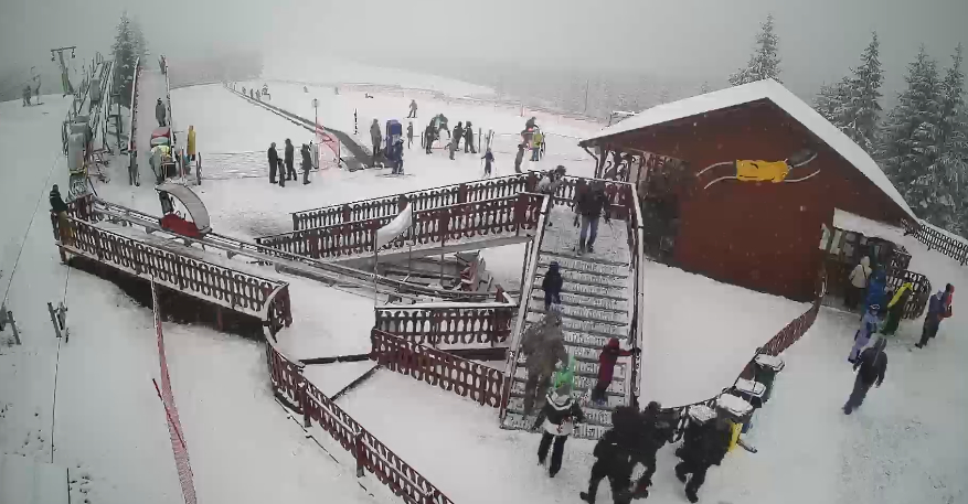 Cascada cu apă termală Topliţa, unică în România! – Natură